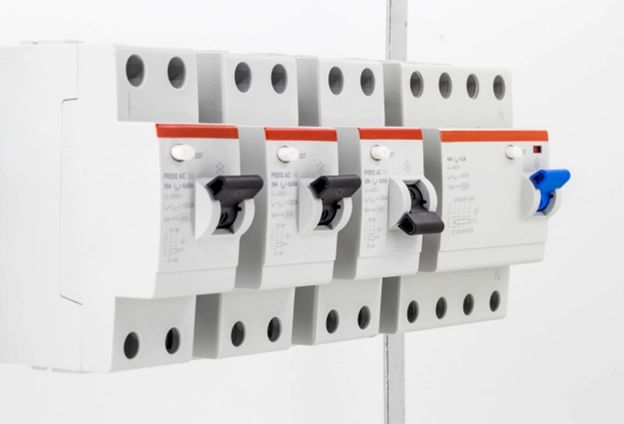 Electrical Load and Safety Check: MCB, Earthing & Surge Guide