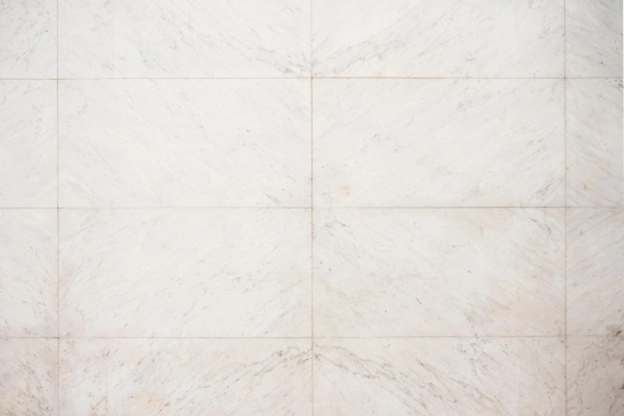 How to Fix Gaps Between Tiles and Wall Corners: Safety Guide